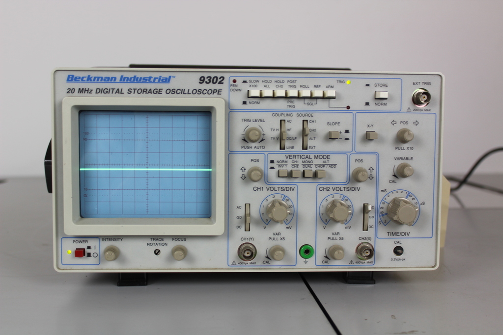 9302 20 mhz Digital Storage Oscilloscope