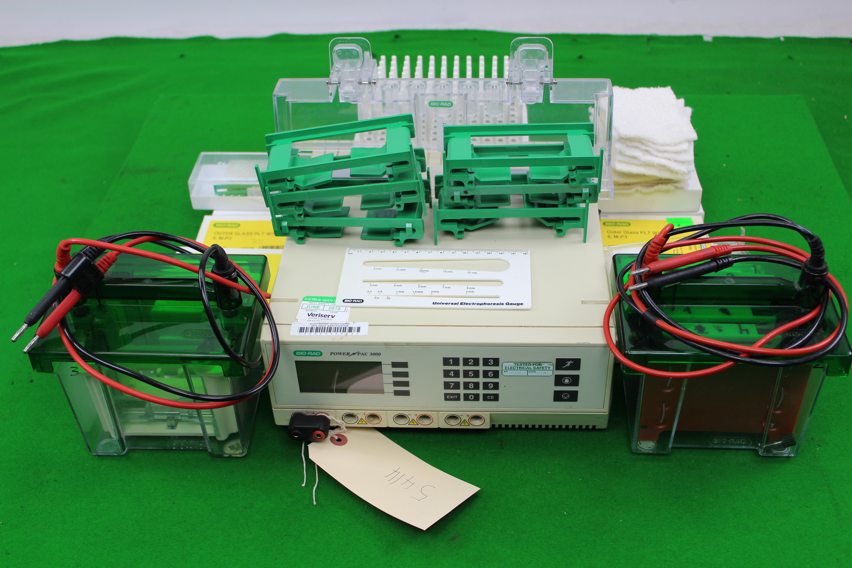 Bio Rad Power Pac 3000 Digital Power Supply with Accessories