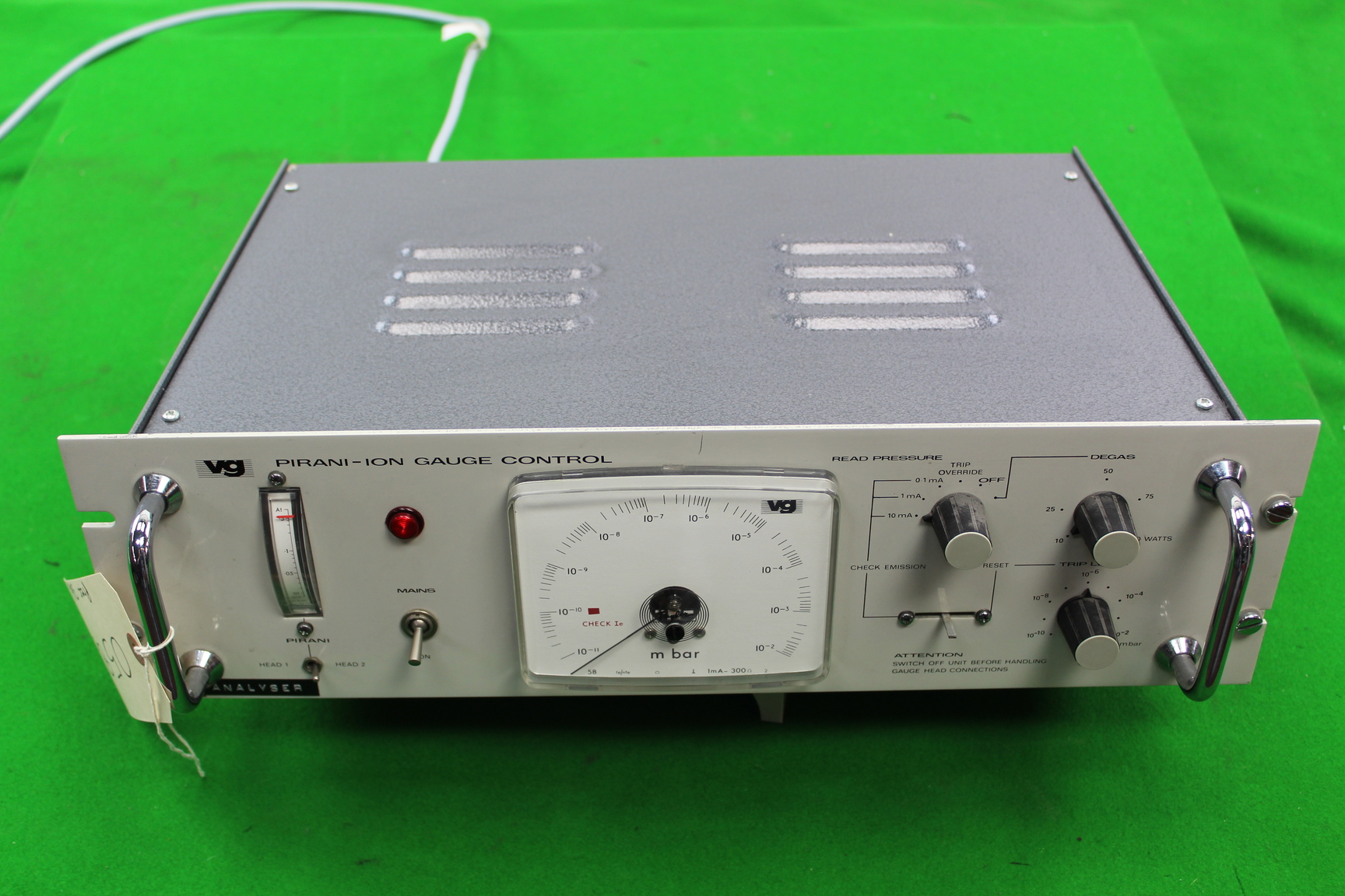 VG Electronics Pirani-ion Gauge Control Model IGP3A