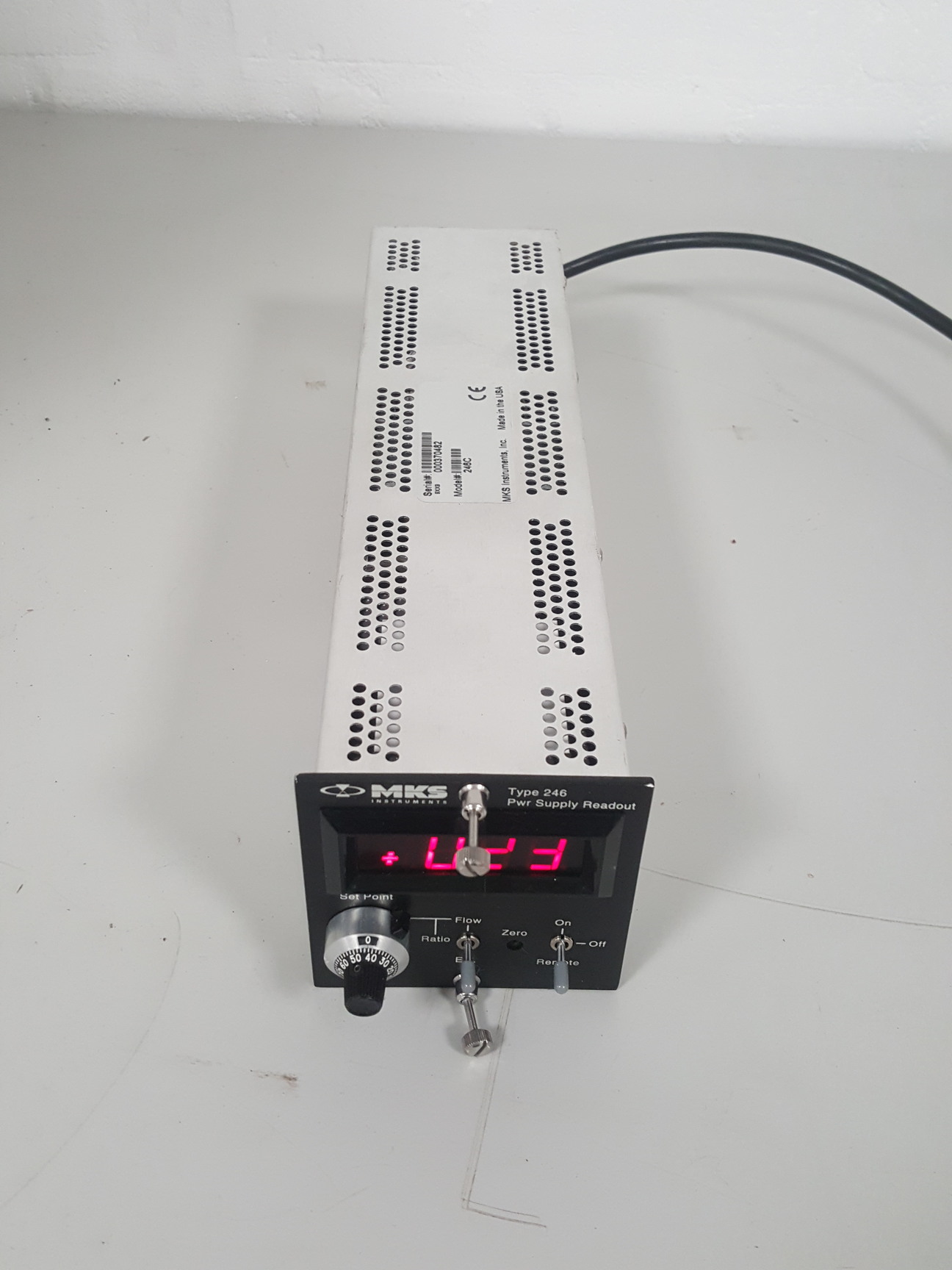 MKS 246C Single Channel Mass Flow Controller Power Supply Readout