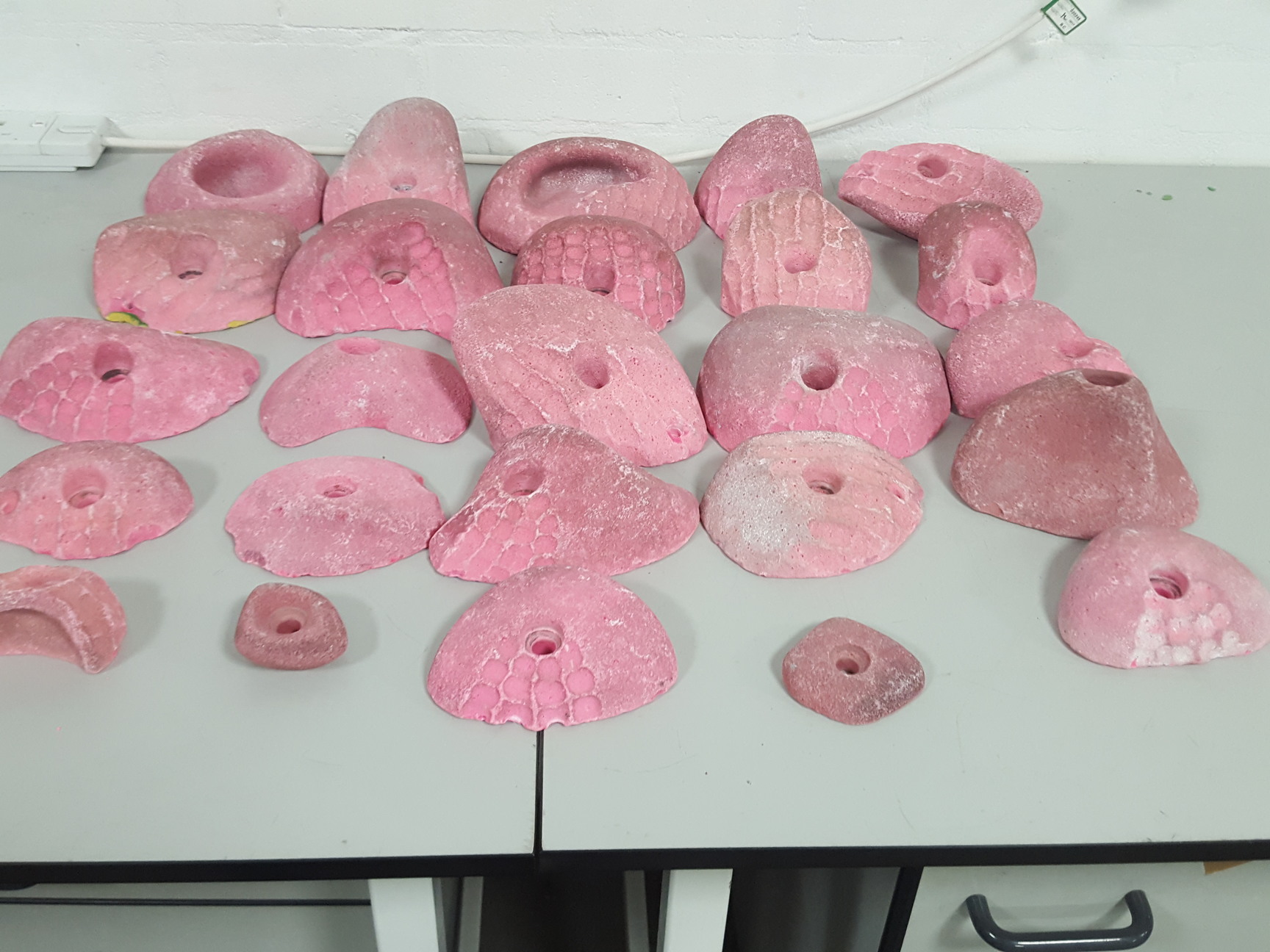 Lot of 25 Pink Bouldering / Rock Climbing Grips Hand / Foot - No Bolts