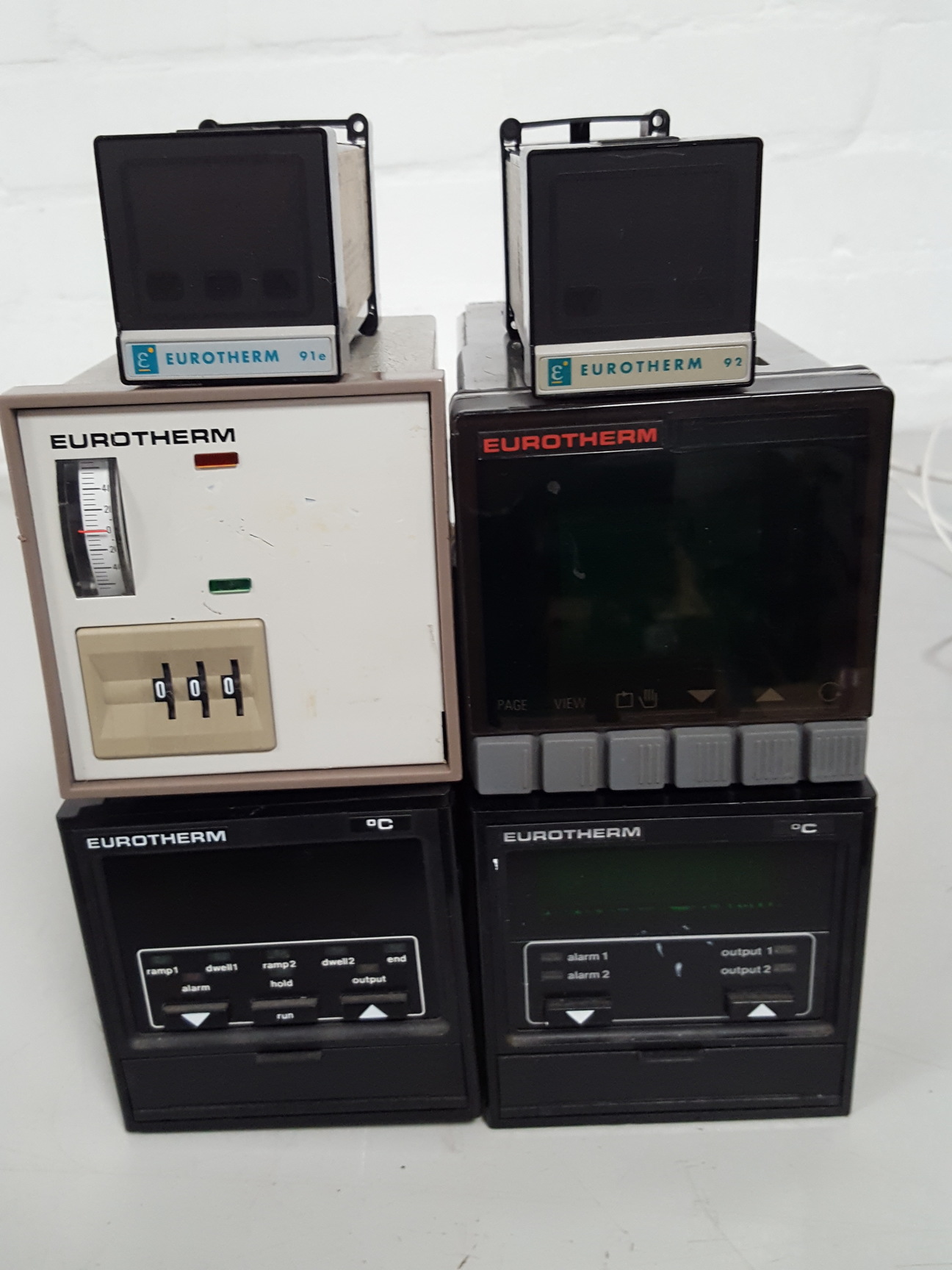 6x Eurotherm Controllers 91E Temperature Controller, 92 Alarm Unit + More