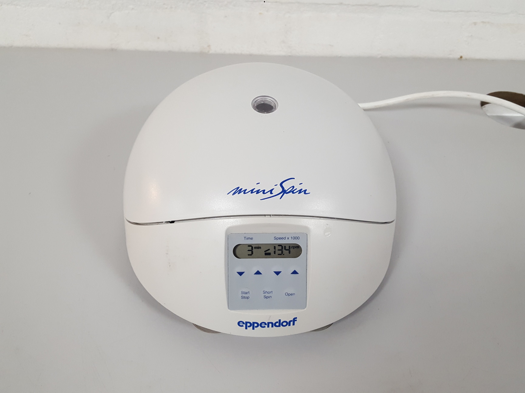 Eppendorf Mini Spin Benchtop Microcentrifuge Lab Centrifuge + F-45-12 ...