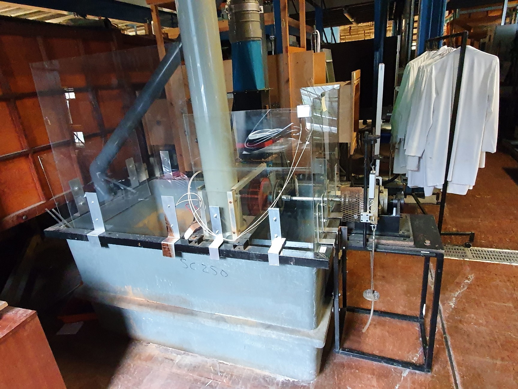 Bespoke Hydro-Electric Water Turbine for Test & Demonstration Purposes