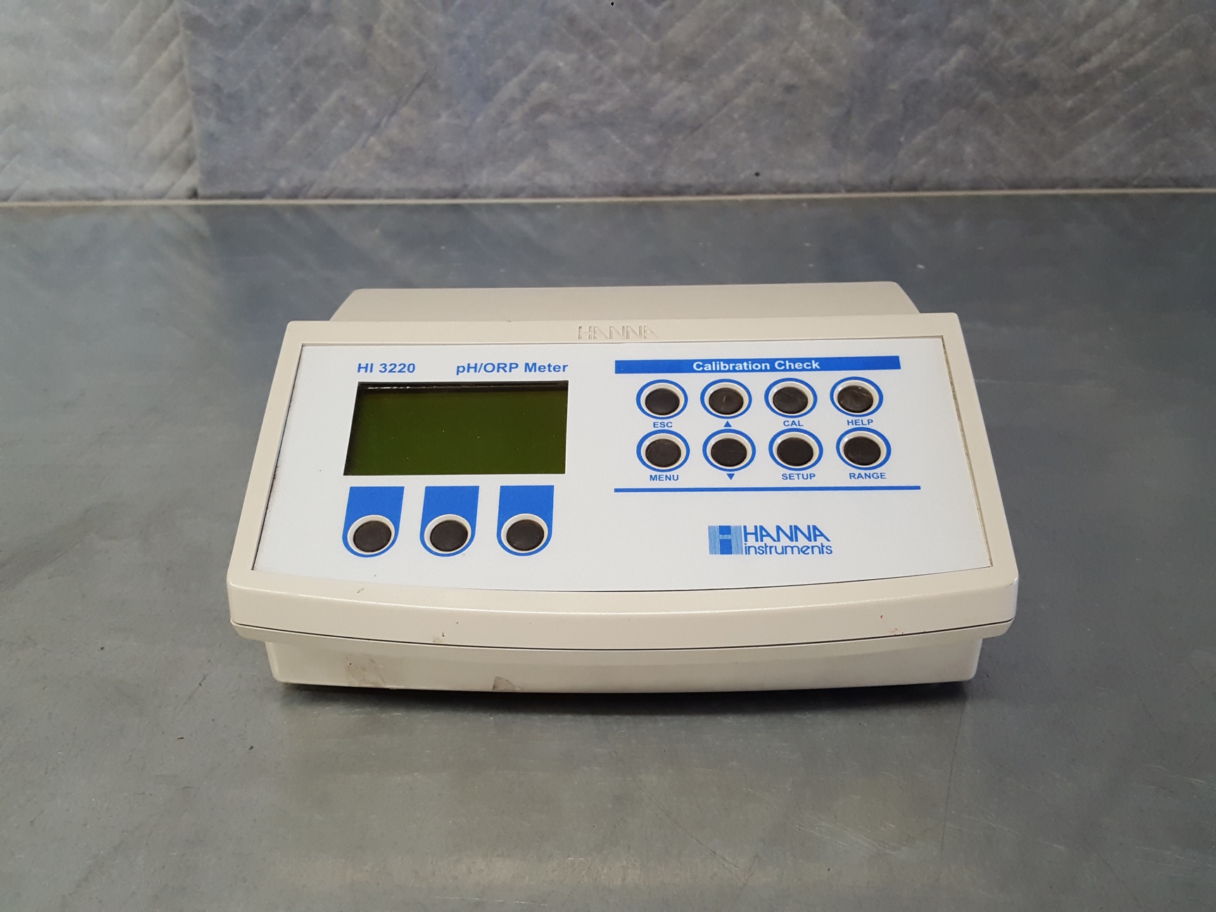Hanna Instruments HI 3220 pH/ORP Meter Lab