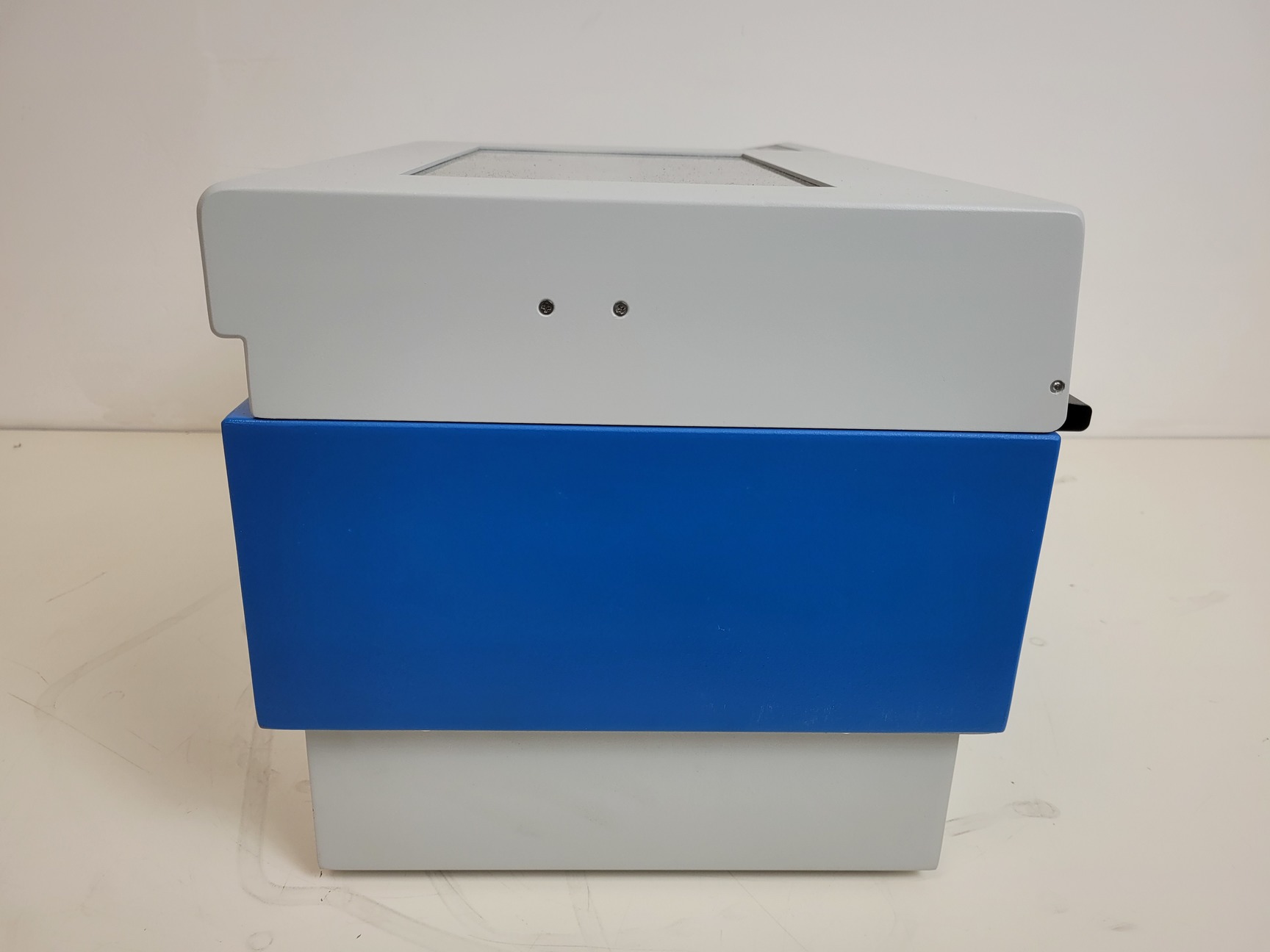 Biotage TurboVap II Concentration Workstation Evaporator Water Bath ...