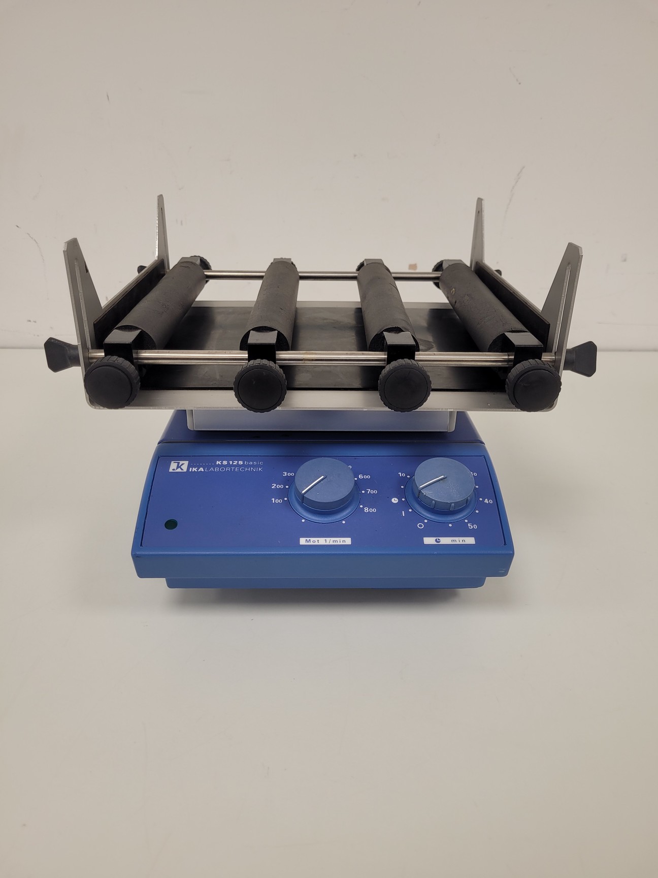 IKA Labortechnik KS125 Basic Laboratory Benchtop Platform Shaker Lab