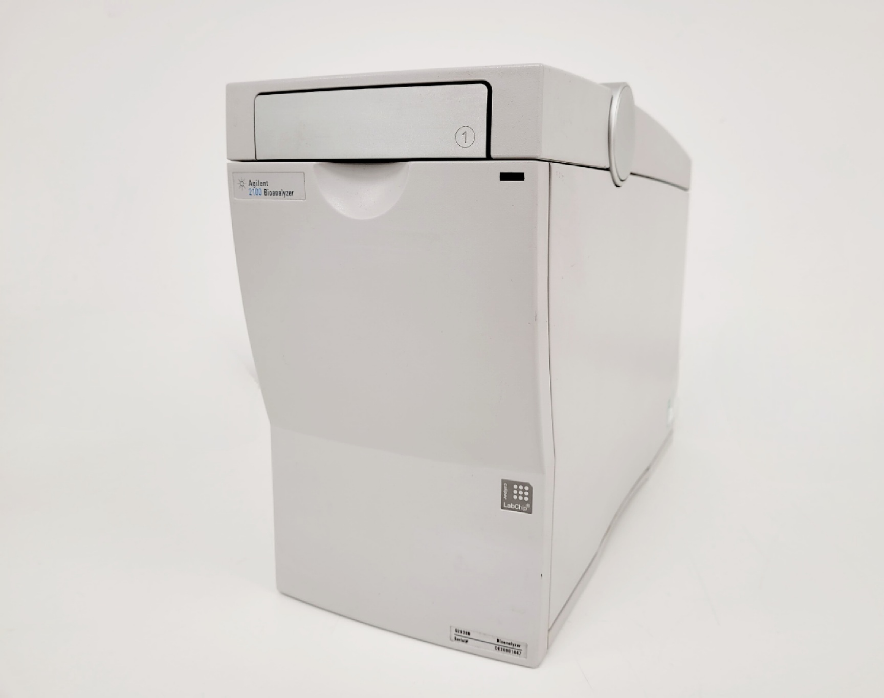 Agilent 2100 Bioanalyzer For Automated Electrophoresis Lab