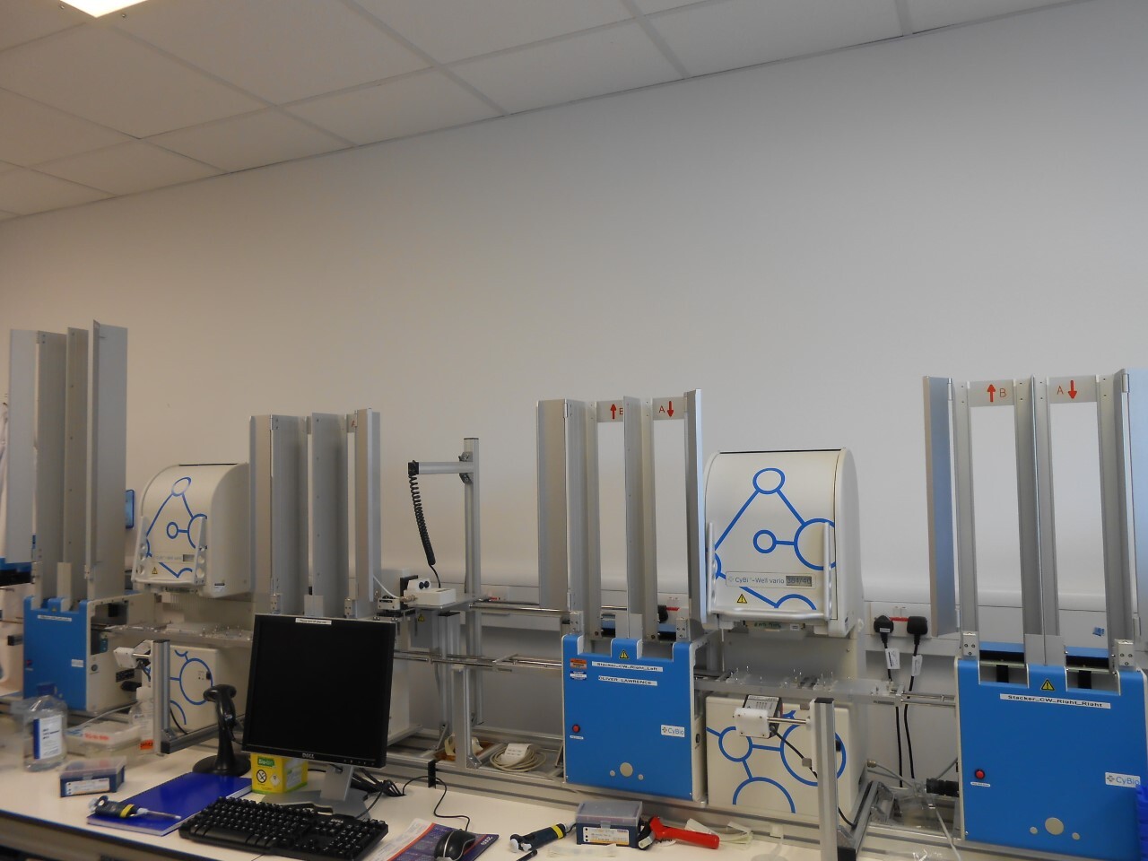 Laboratory Pickers and Robotics