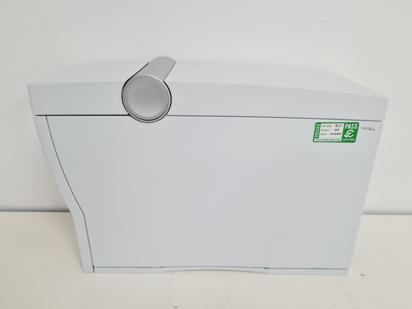 Agilent 2100 Bioanalyzer System With Software And Accessories Lab